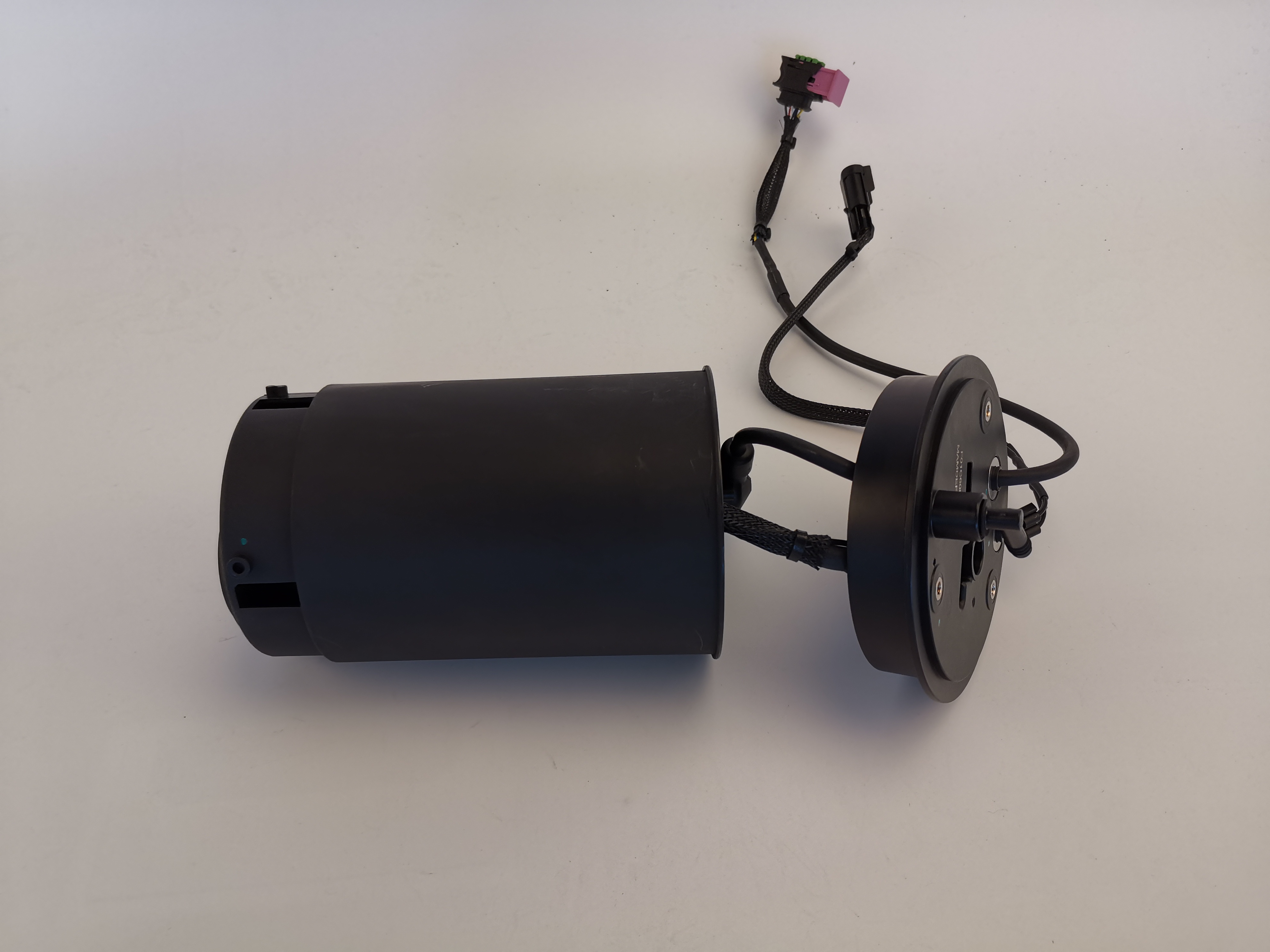 Diesel Emissions Fluid Heater F01C600245 For Mercedes GL320 GL350 ML250 ...