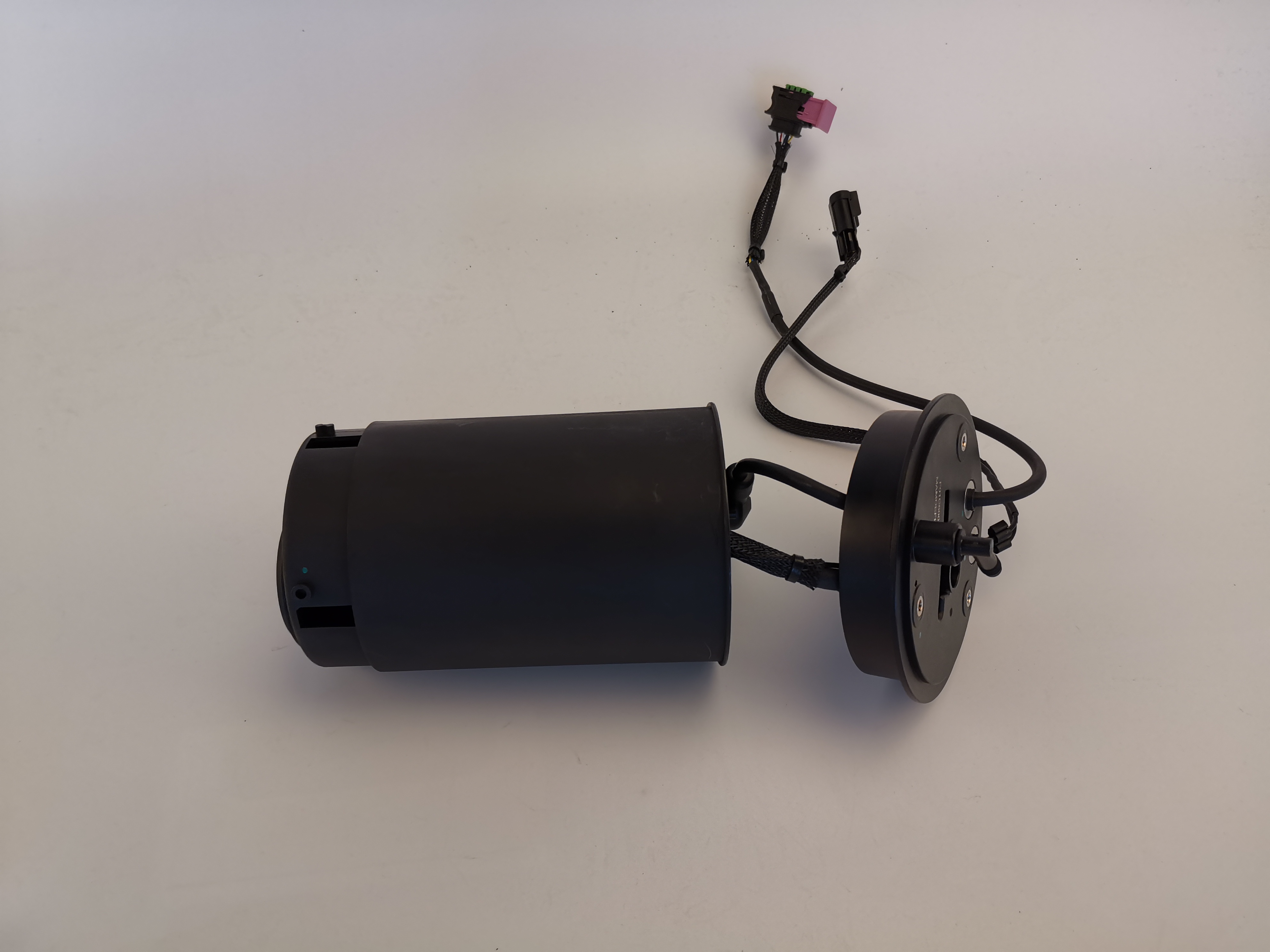 Diesel Emissions Fluid Heater F01C600245 For Mercedes GL320 GL350 ML250 ...