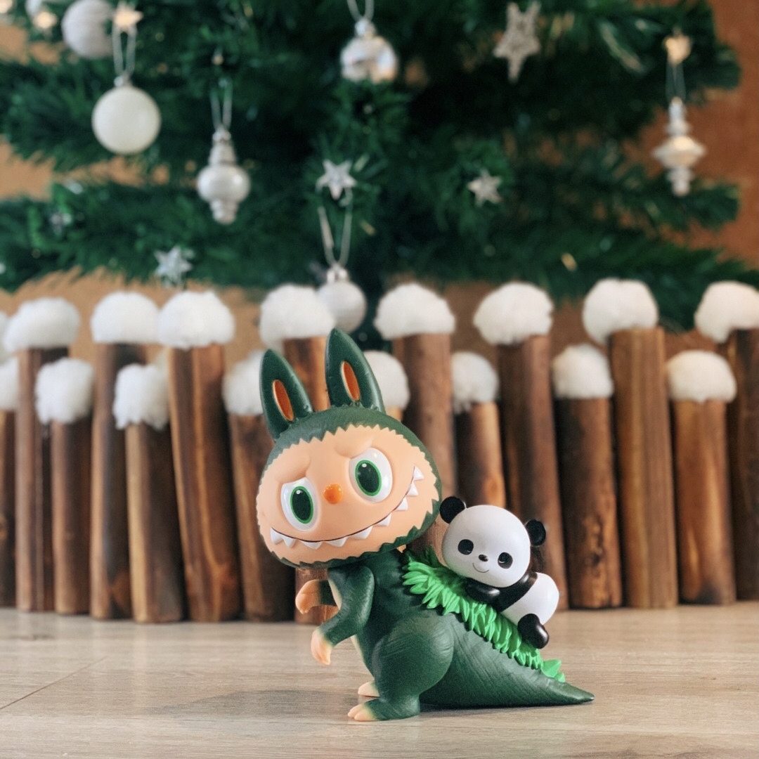 Labubu gojimomo Panda-花瓣网